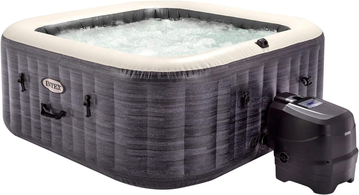 Test du Pure Spa Intex 6 Places : confort et design