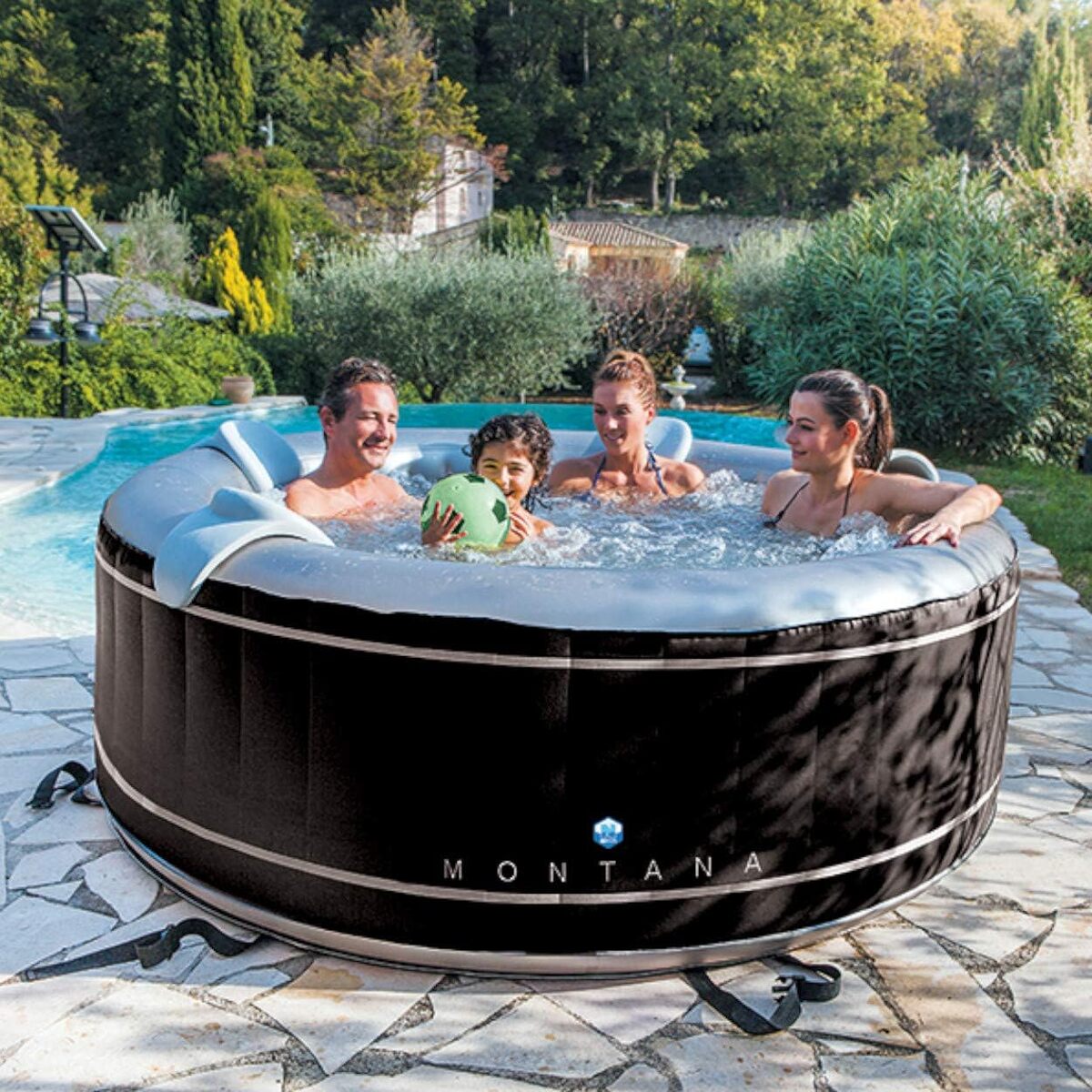Test spa gonflable Montana NetSpa : confort & espace 6 places